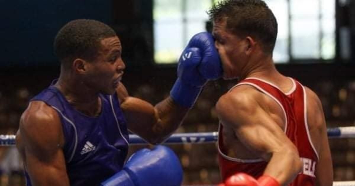 Boxeador Kevin Brown abandona equipo cubano durante escala en Panamá